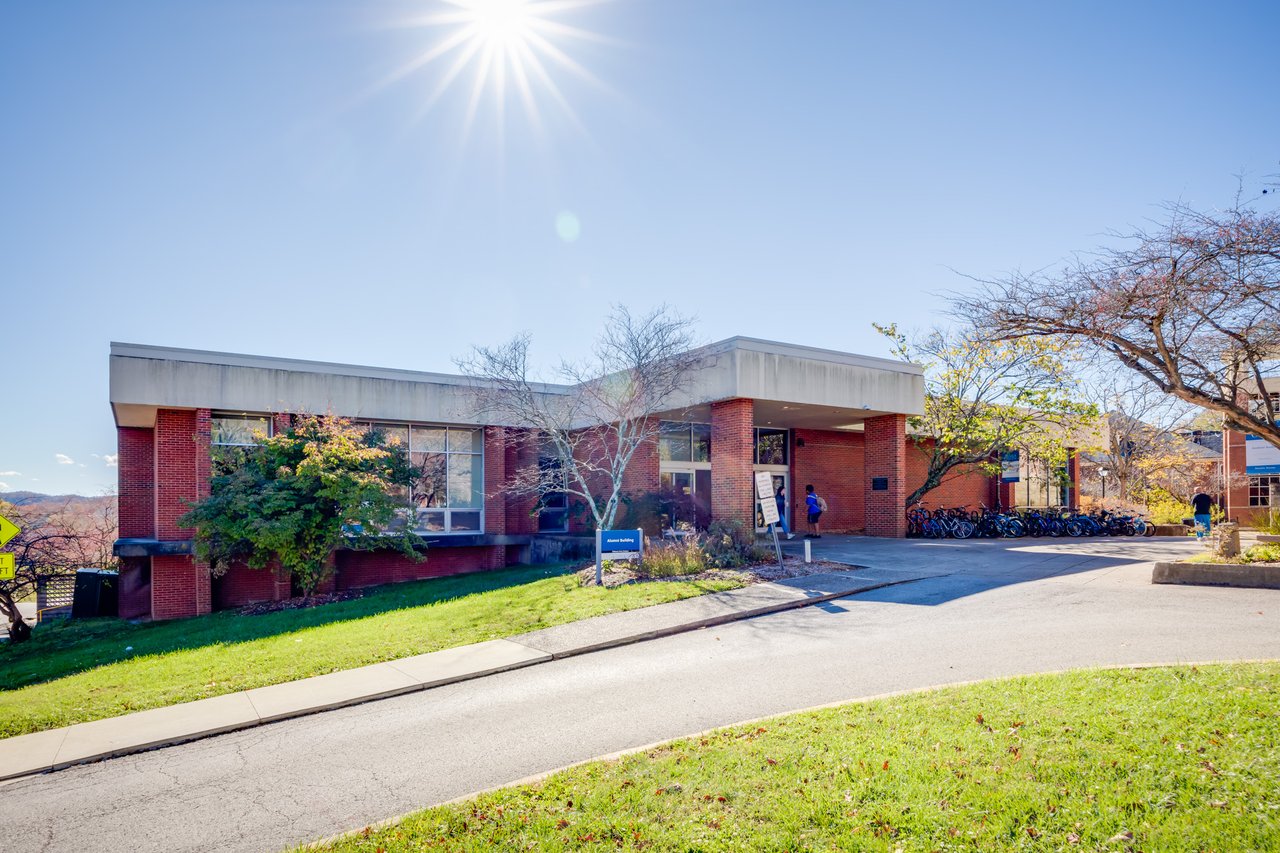 Student Life - Alumni Building