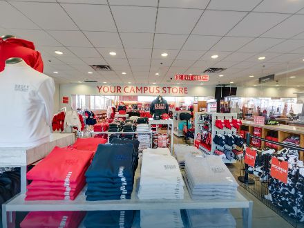 Brock Campus Store - Campus Store Entry