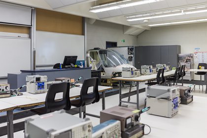 Aviation Campus - Messier-Dowty Avionics Installation Lab