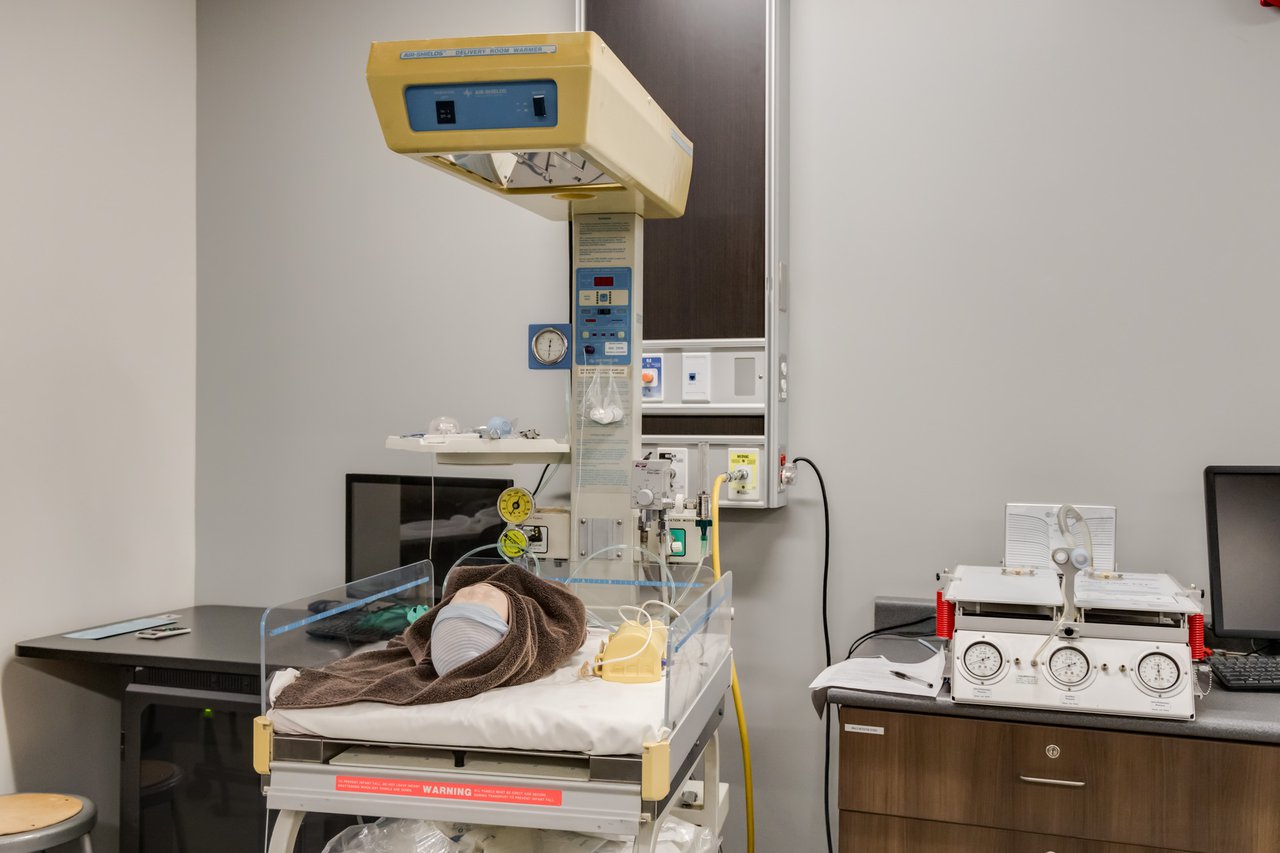 College Drive Campus - Respiratory Therapy Lab Gallery