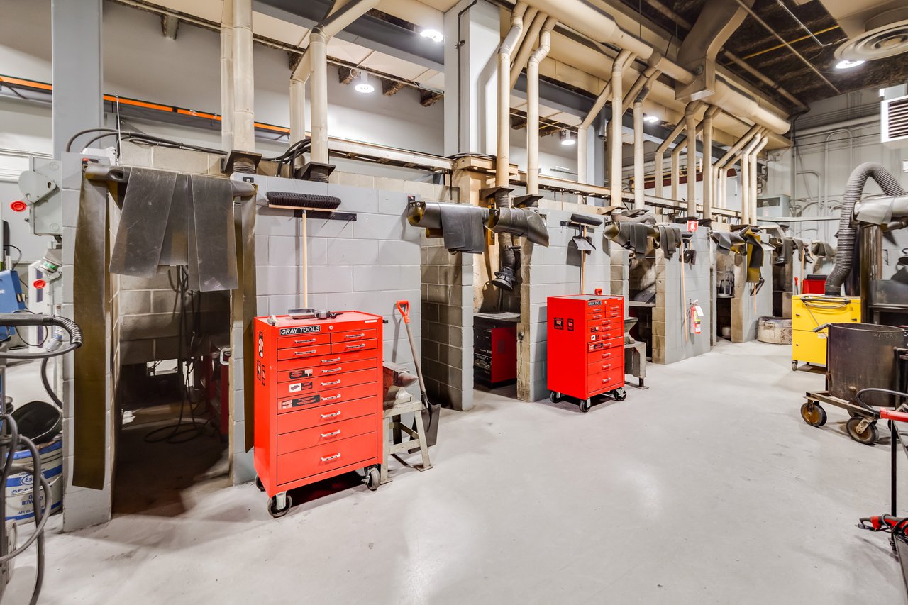 Commerce Court Campus - Welding Lab Gallery