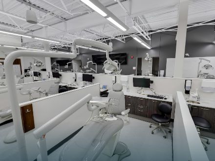 College Drive Campus - Dental Hygiene Lab