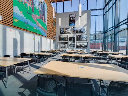 College Drive Campus - The Harris Learning Library