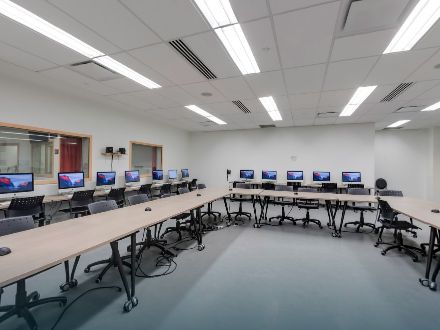 Full Tour - Journalism Radio Classroom