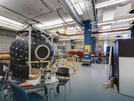 Highlights Tour - Space Design Lab, Flight Simulator & Formula SAE Car (2)