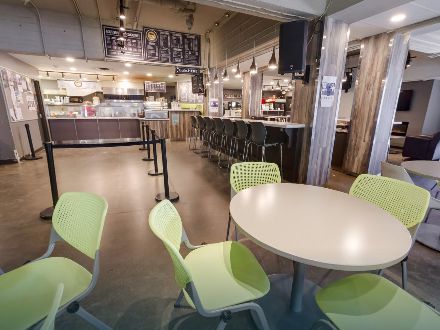 Highlights Tour - Carleton University Bookstore