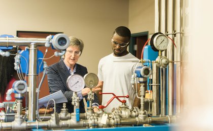 Classrooms & Labs - Engineering Lab