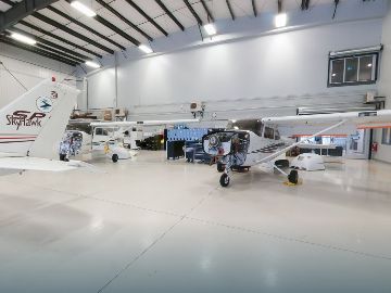 Canadian Flight Academy - Hangar