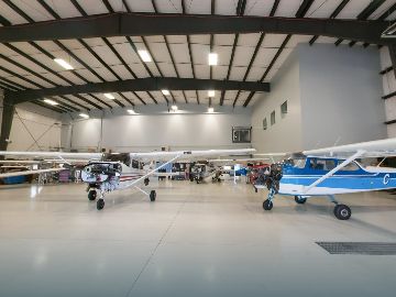 Canadian Flight Academy - Hangar