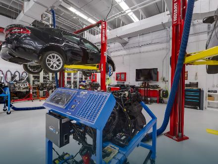 Highlights Tour – All Campuses - Motive Power Auto Fuels Lab( Room: c-118)
