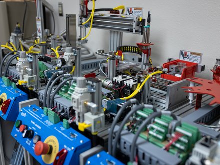 CMU TECH Tour - Mechatronics Program