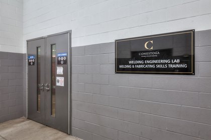 Cambridge Campus - Lathe and Milling Machine Shop