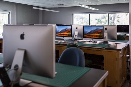 Kitchener-Doon Campus - Graphic Design Studio