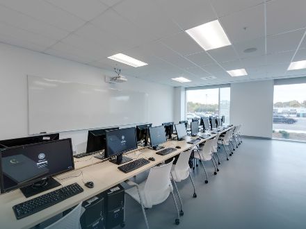 Waterloo Campus - Computer Lab