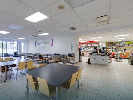 Cambridge Campus - Cafeteria