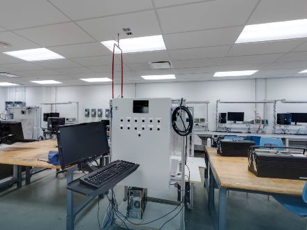 Cambridge Campus - Mechanical Engineering Project Lab