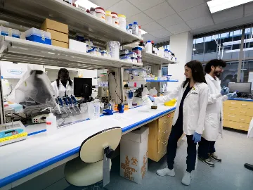 Drake Campus Tour (Highlights) - Pharmacogenomics Laboratory (Cline Hall)