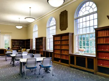 Drake Campus Tour (Highlights) - Cowles Library Reading Room