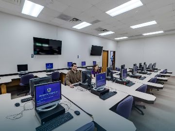 Academics Tour - Johnson Building Computer Lab