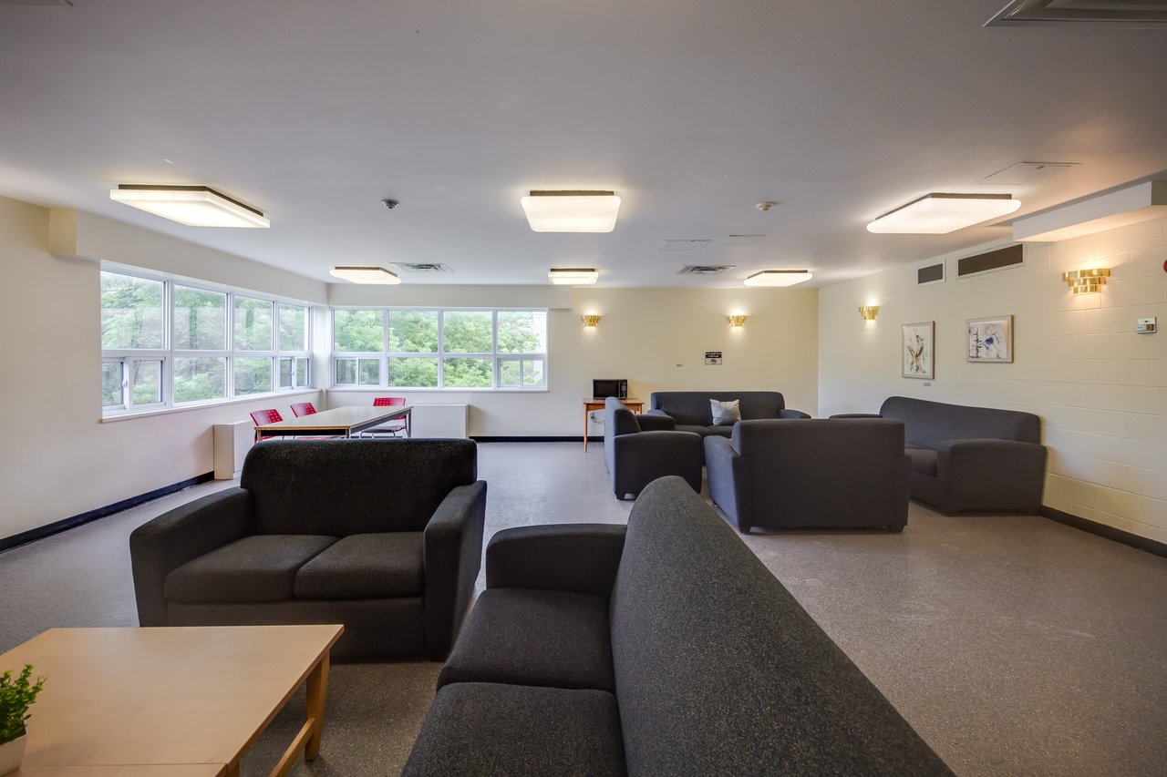 Residence Living - Alumni Court Amenities