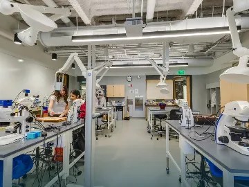 Hands-On Lab Experience - Biology Lab