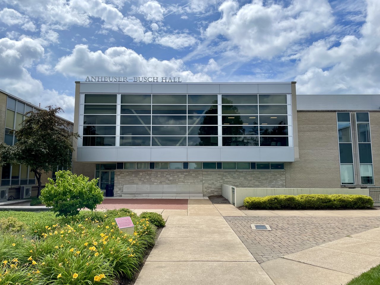 Full Campus Tour - Anheuser-Busch Hall