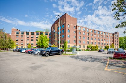 North Quad - Hedden Hall Common Room and Kitchen