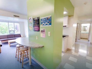 West Quad - Mary E. Keyes Suite Style (4 Bedroom)