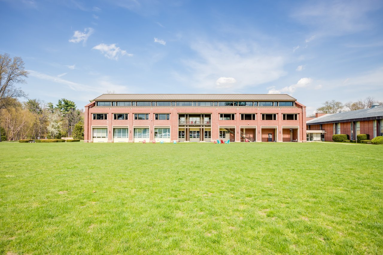 Long Island Campus - Student Activity Center