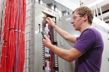 Red Deer Polytechnic Main Campus - Electrical Lab