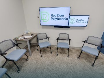 Health - Welikoklad Simulation Lab - Debriefing Room