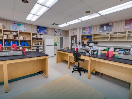 Red Deer Polytechnic Main Campus - Biosafety Level 2 Lab