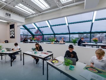 Middle School Tour - Middle School Specialized Classrooms