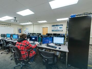 Regina Campus - Computer Networking Lab