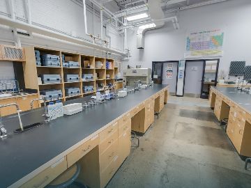 Moose Jaw Campus - Chemistry Lab