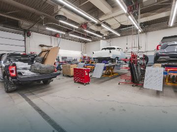 Saskatoon Campus - Autobody Shop