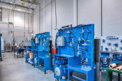 Davis Campus - Millwright Lab - Laser Level