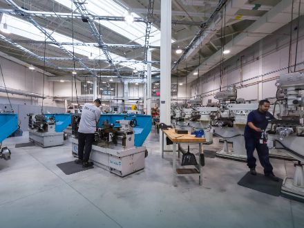 Davis Campus - Machine Shop Lab