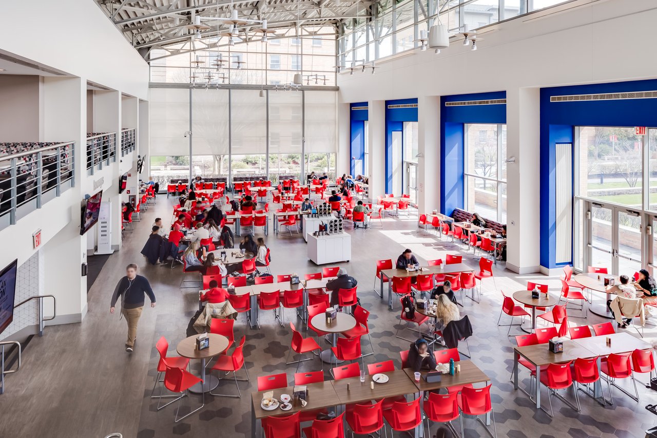 Queens Campus Virtual Experience - Dining on Campus