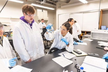 St. Paul Campus Tour - Chemistry Labs