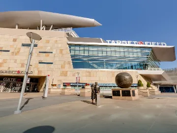 Twin Cities Tour - Target Field