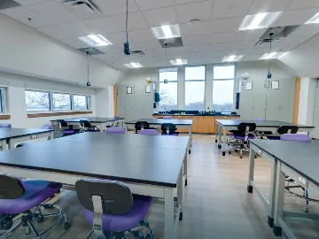 St. Paul Campus Tour - Physics Lab