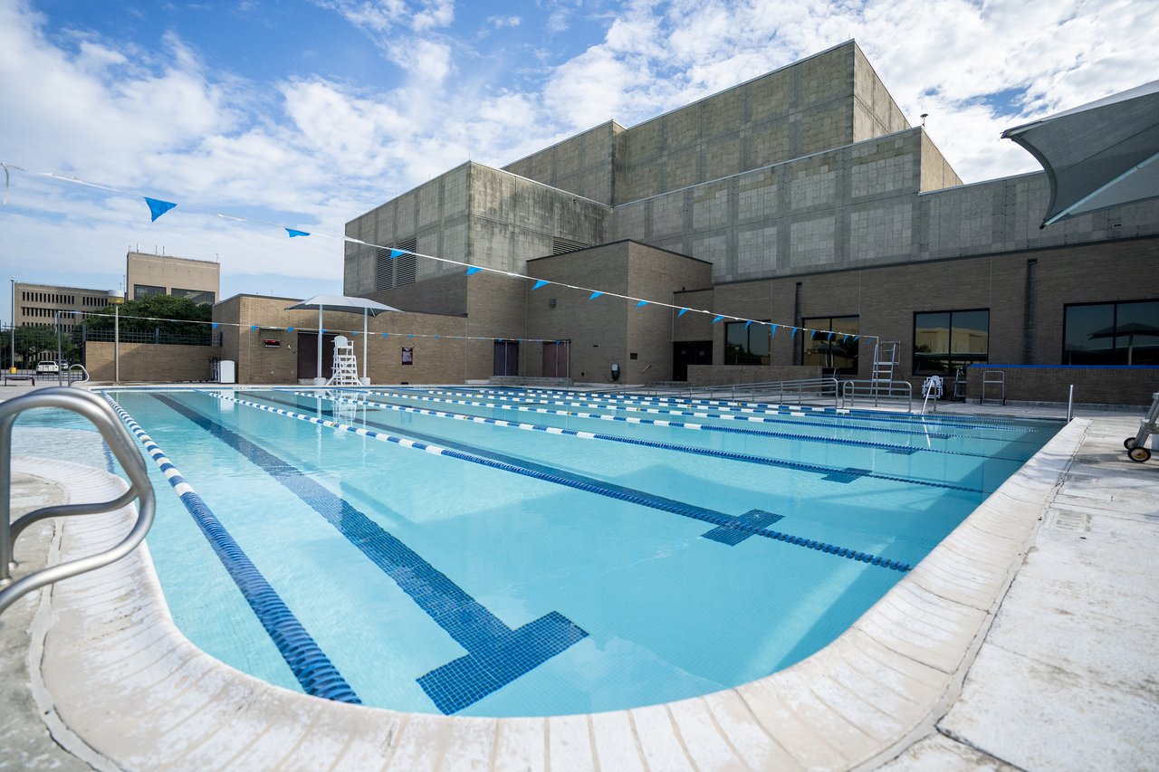 Student Life - Student Recreation Center