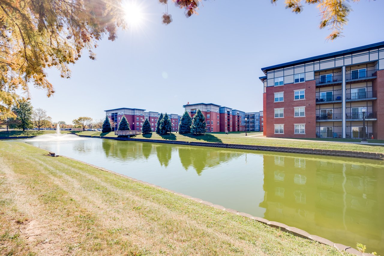 Housing Options at UIndy - Greyhound Village