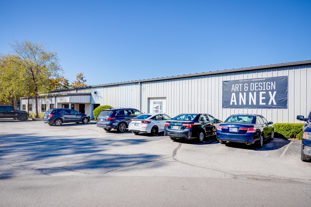 Explore UIndy's Campus - Art Annex