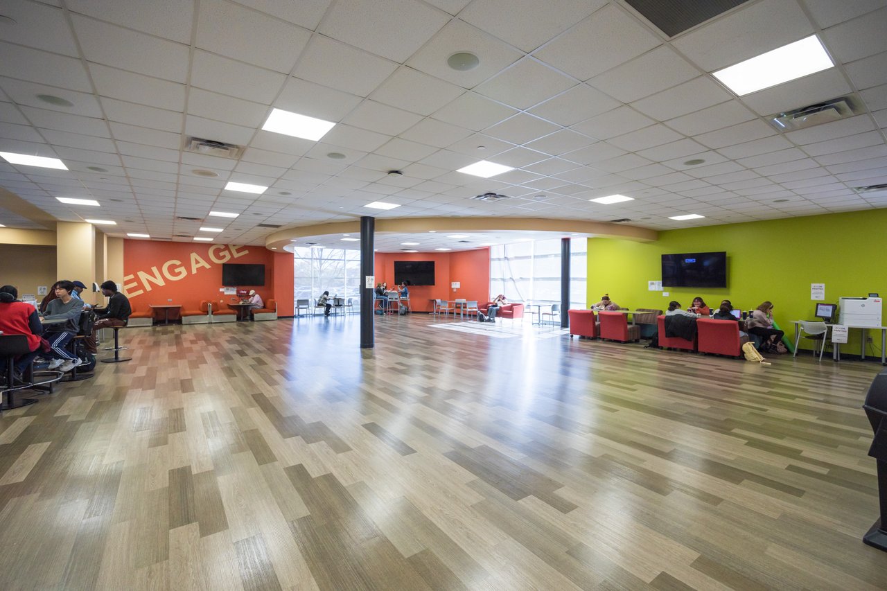 Explore UIndy's Campus - Schwitzer Student Center - 1st Floor ...