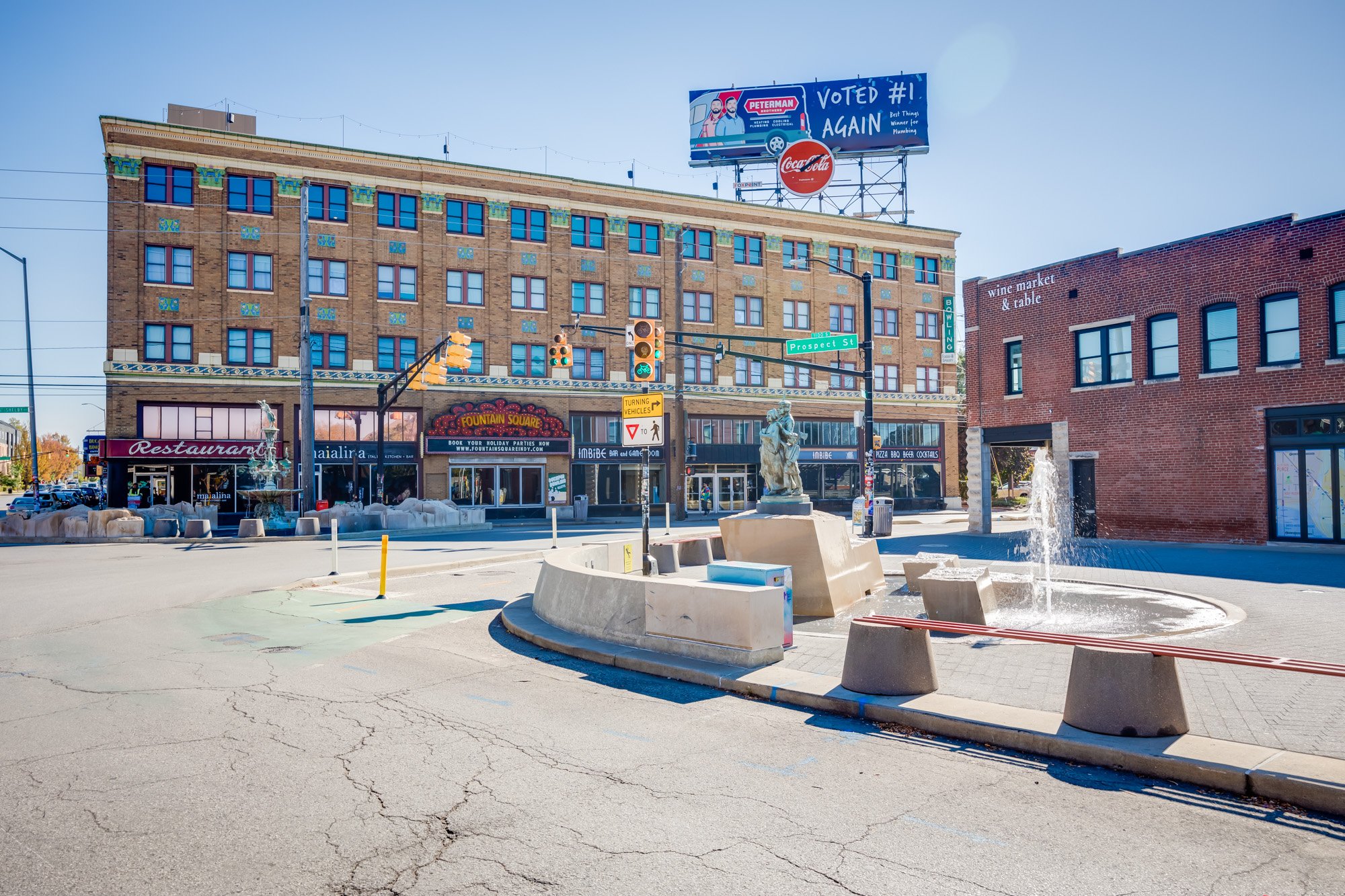 Explore the City of Indianapolis - Fountain Square