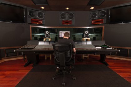 Main Campus - W | Studio One