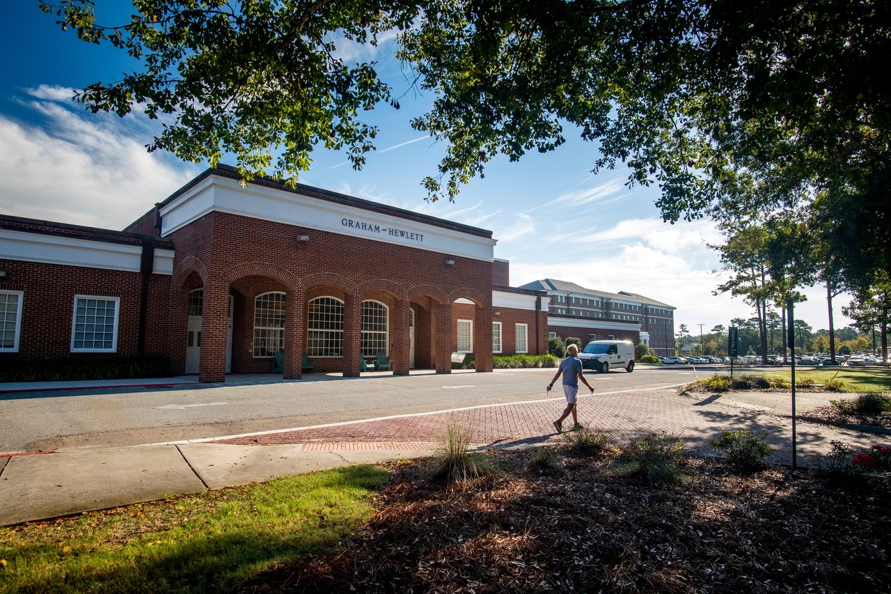 UNCW Campus - Graham-Hewlett and Belk Halls