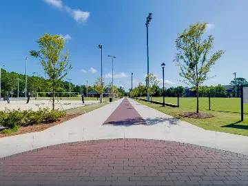 Campus Dining - Hawk Walk